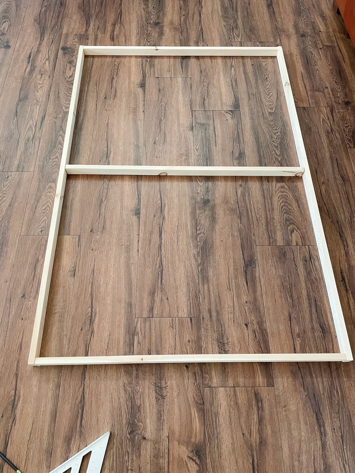 DIY Large Scale Art under $100 - Amelia Lawrence Style