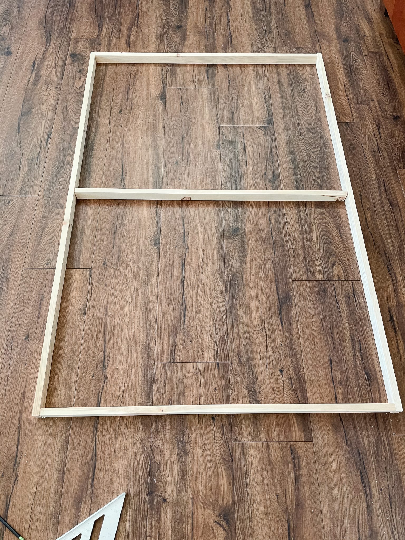 DIY Large Scale Art under $100 - Amelia Lawrence Style