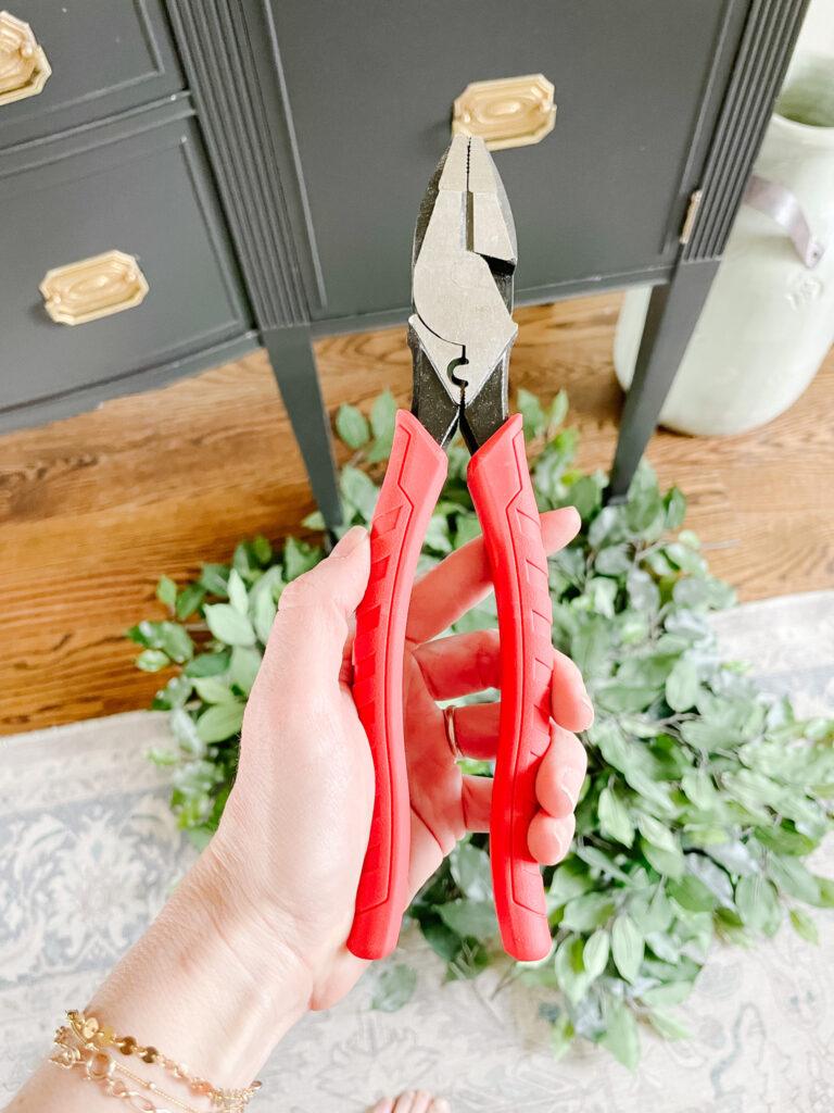 How to Make a Fake Tree - Amelia Lawrence Style