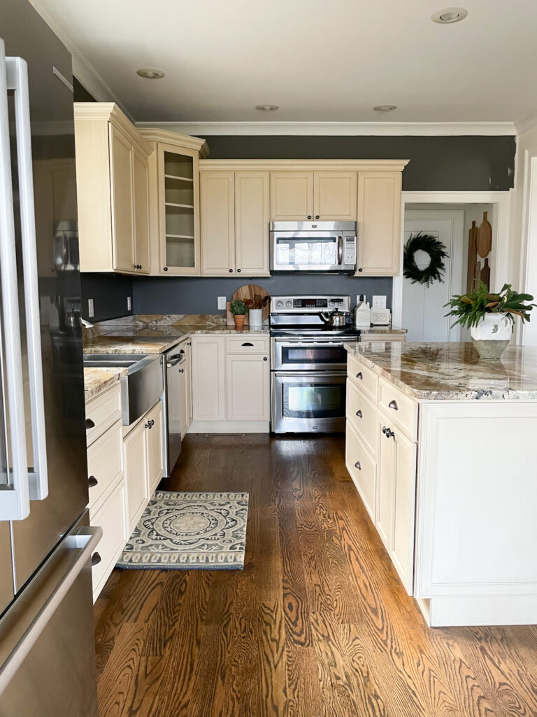 How to Sell Used Kitchen Cabinets | Amelia Lawrence