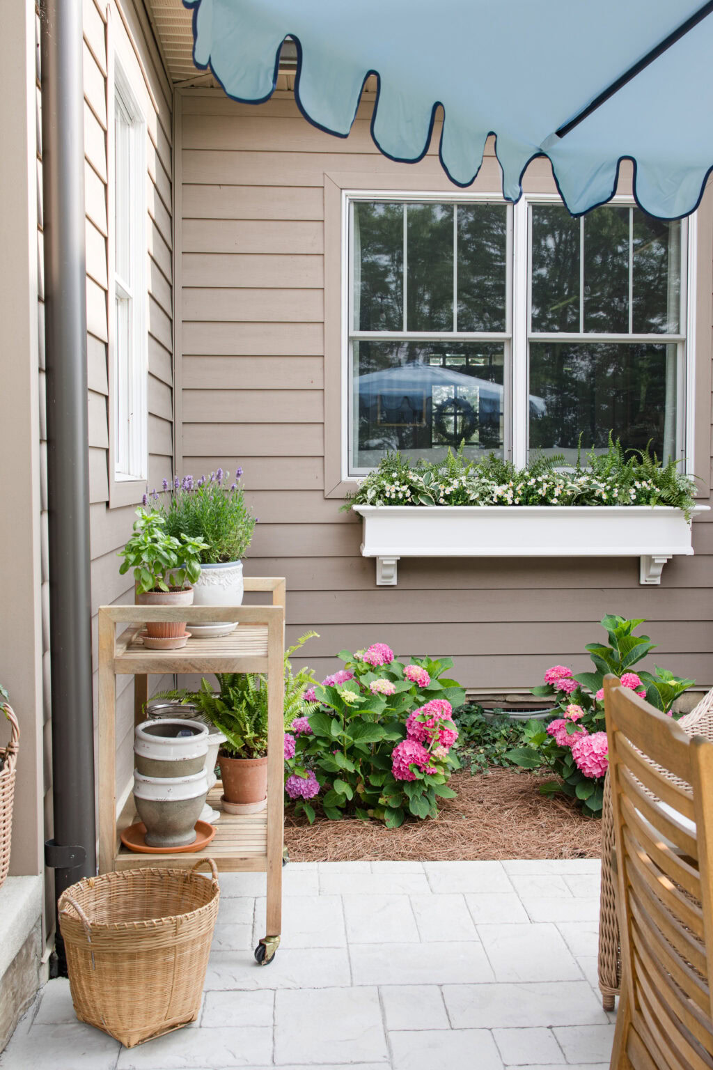 Outdoor Window Box | Amelia Lawrence